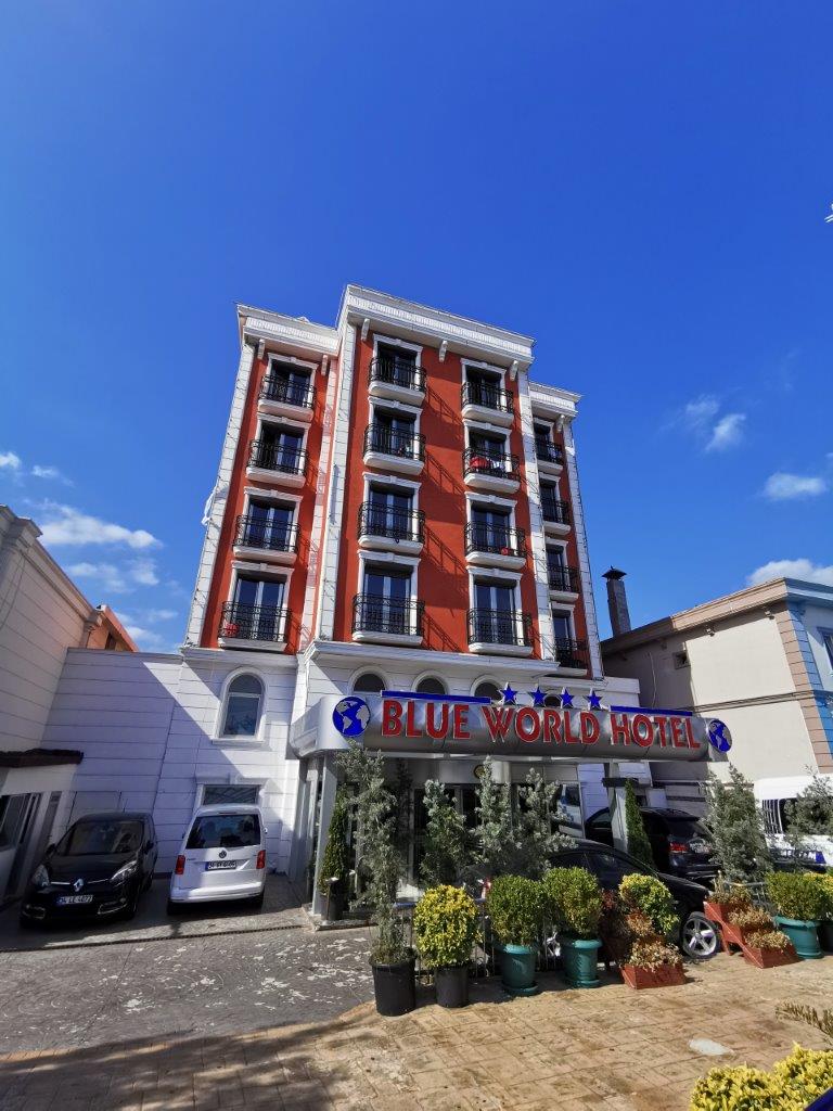 Hotel Blue World