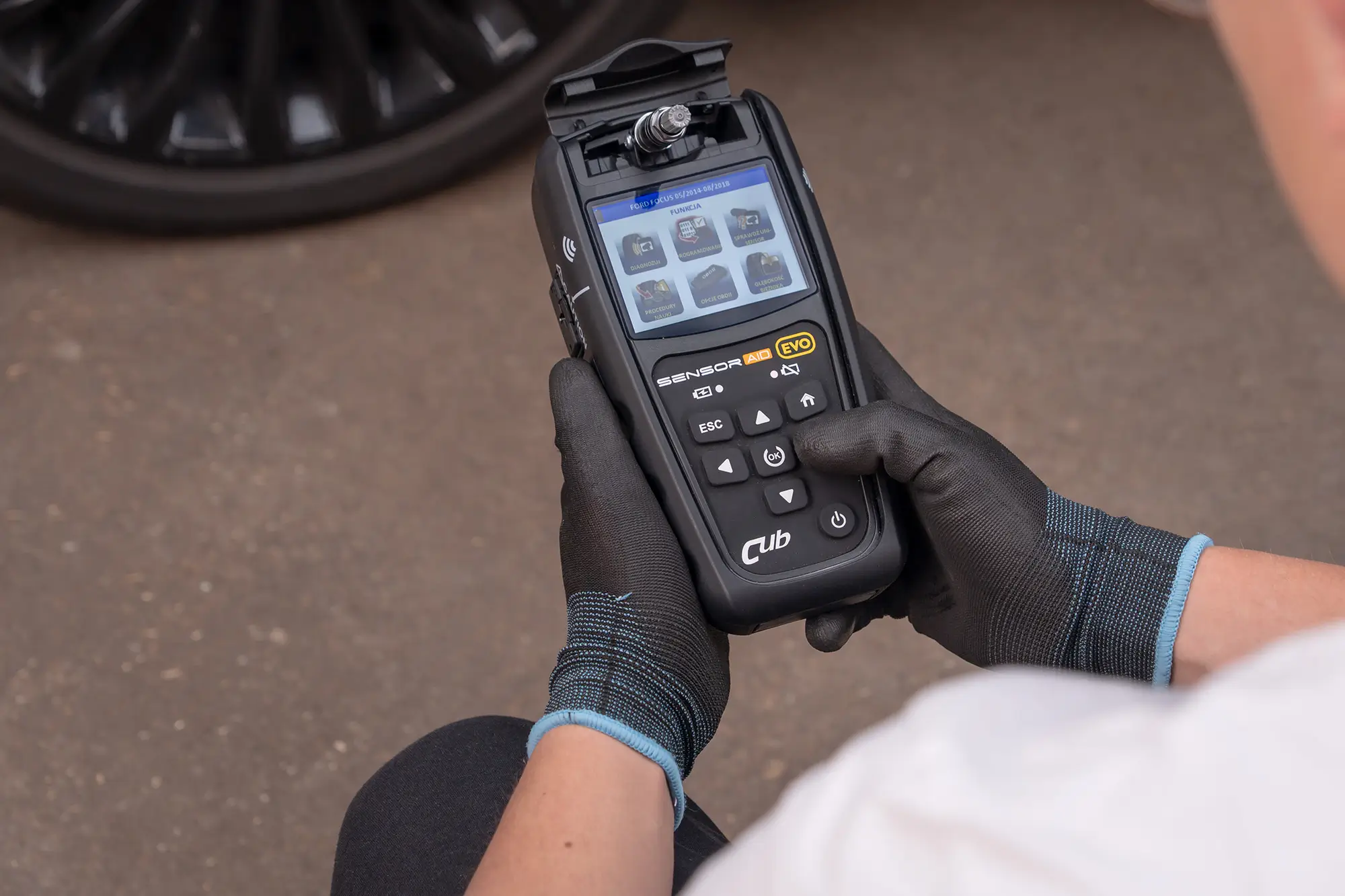 Czy znasz ten numer? Jak odczytać ID czujnika TPMS i nie popełnić ...