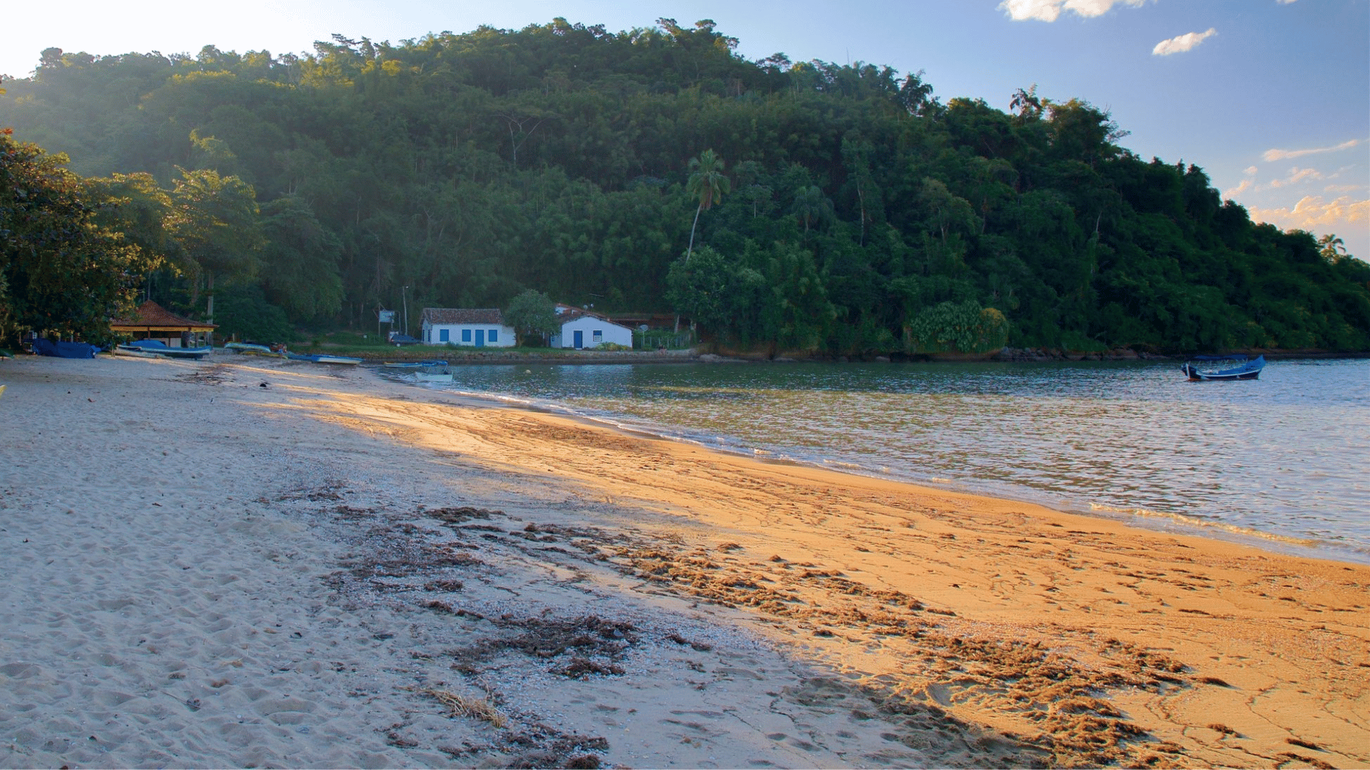 Praia do Pontal em Paraty: Descubra a beleza desse paraíso praiano ...