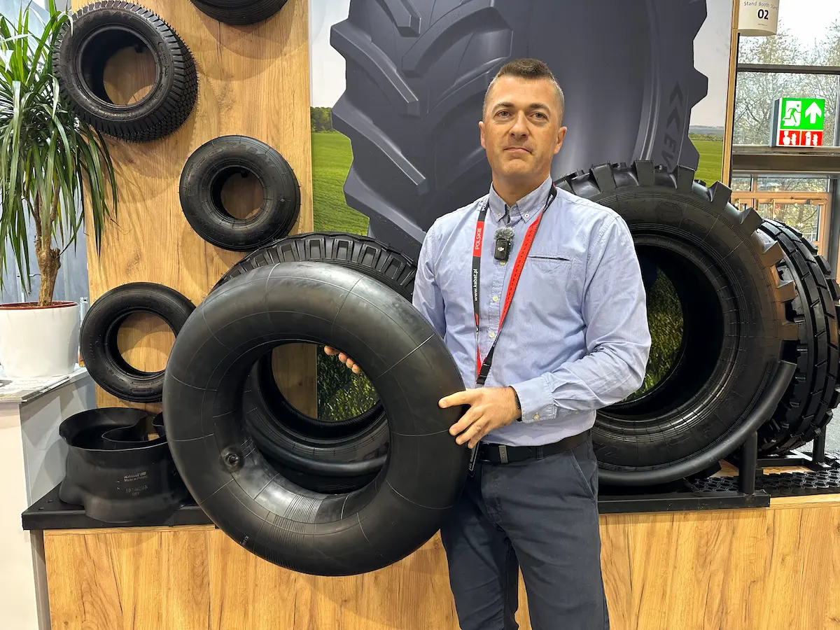 5 pytań do… Adama Dziuby, Kabat Tyre