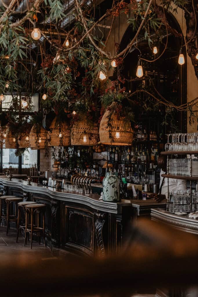 Unforgettable Bar Design Ideas for 2024